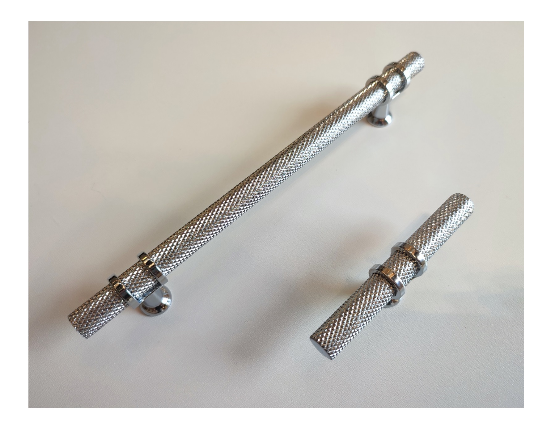 Ručka Anello pattern chrome - Stillium